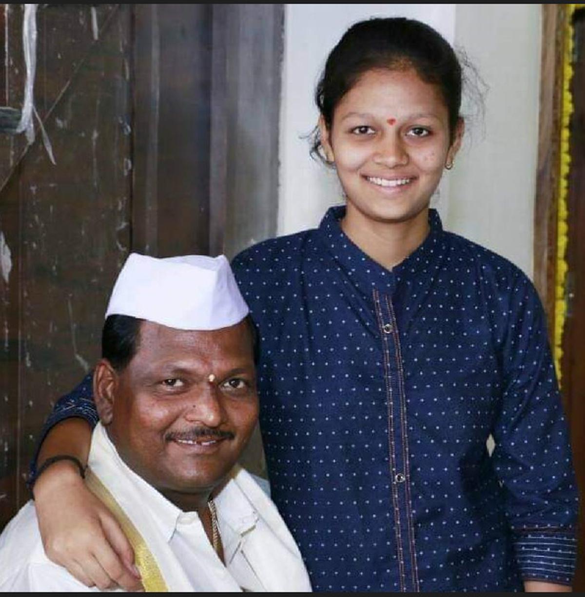 Neha Hiremath Murder: Father Finally Loses His Cool on Daughter's ...