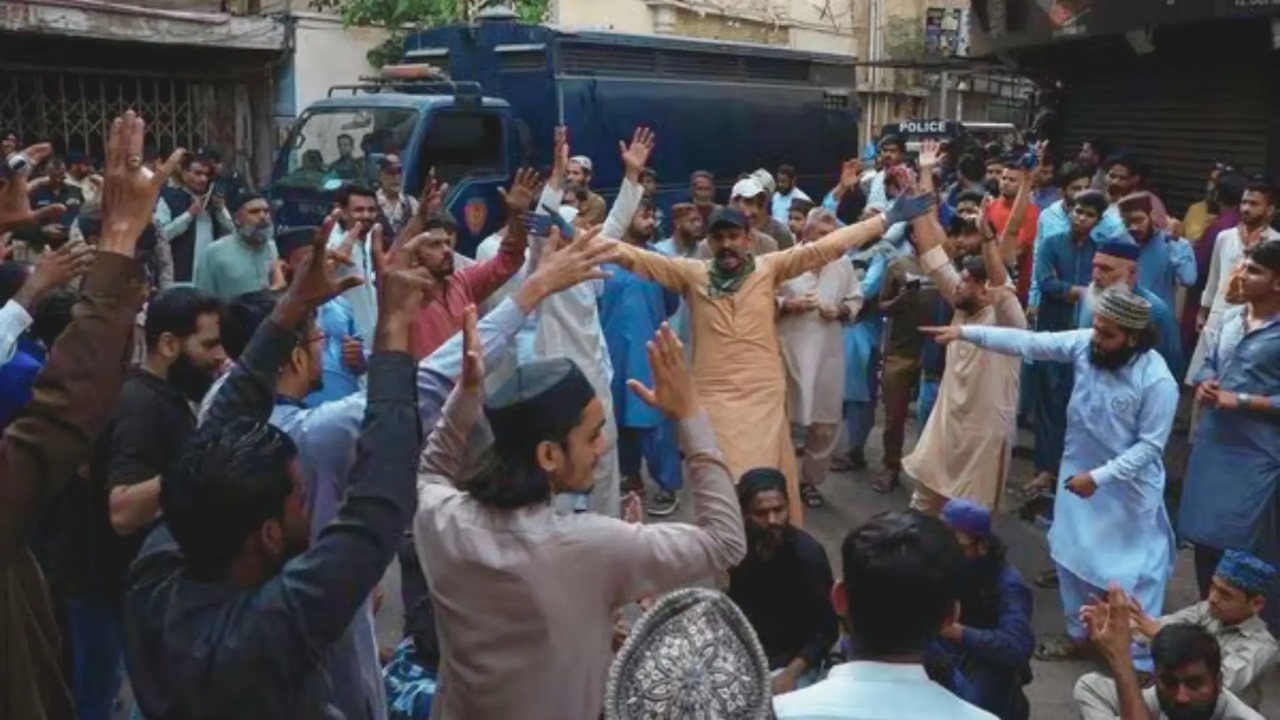 Pakistan Bans Ahmadis from Celebrating Eid - The Jaipur Dialogues